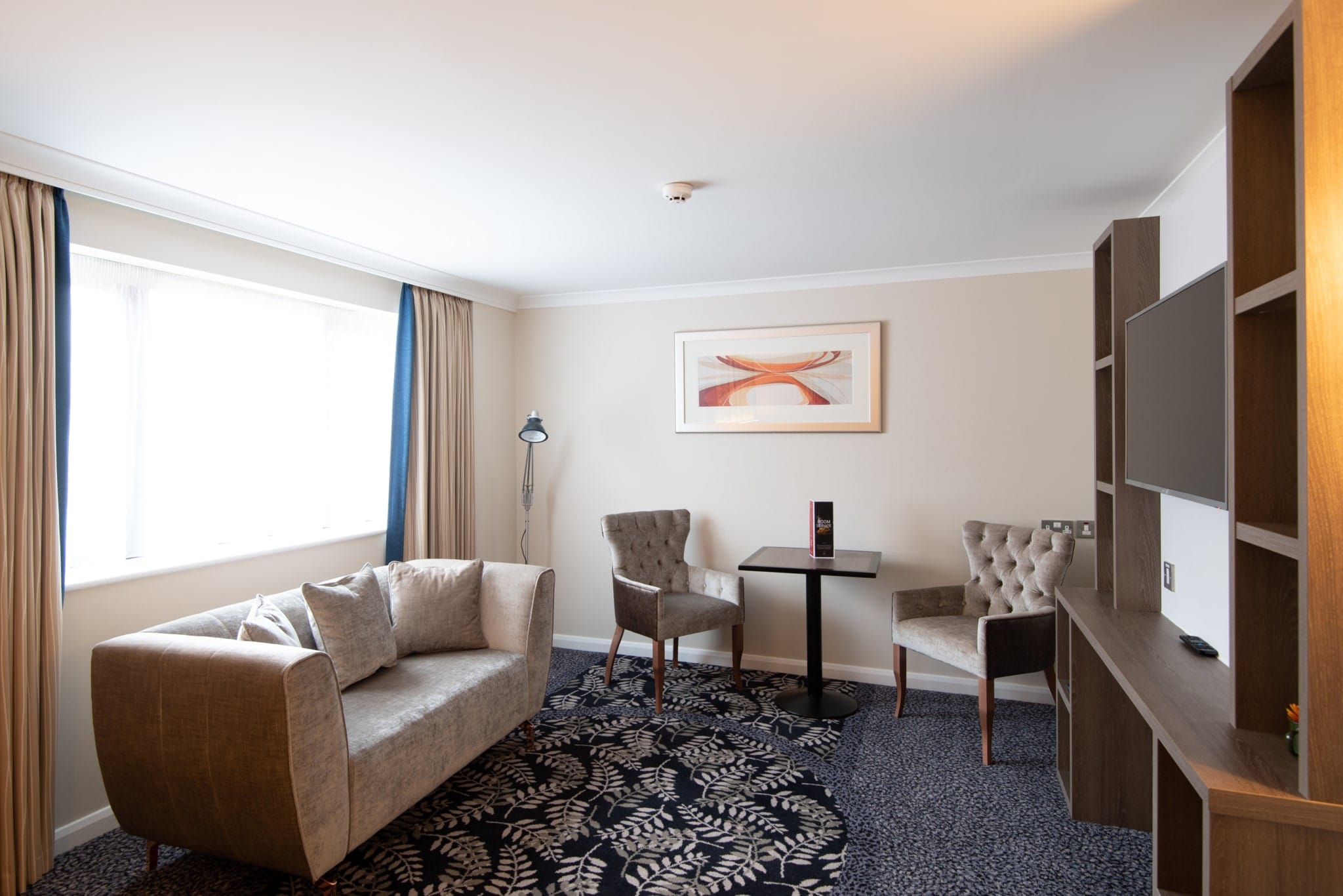 Suites - Burleigh Court